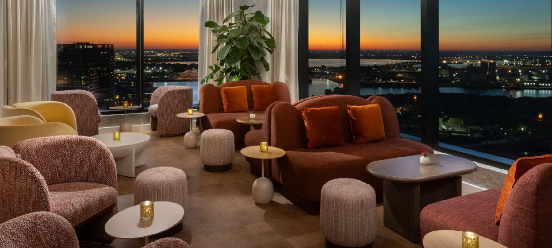 BEACON - Tampa Rooftop Lounge
